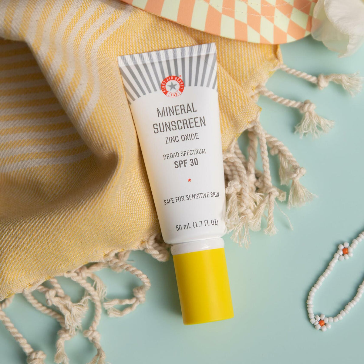 First Aid Beauty Mineral Sunscreen Zinc Oxide Broad Spectrum SPF 30 ...